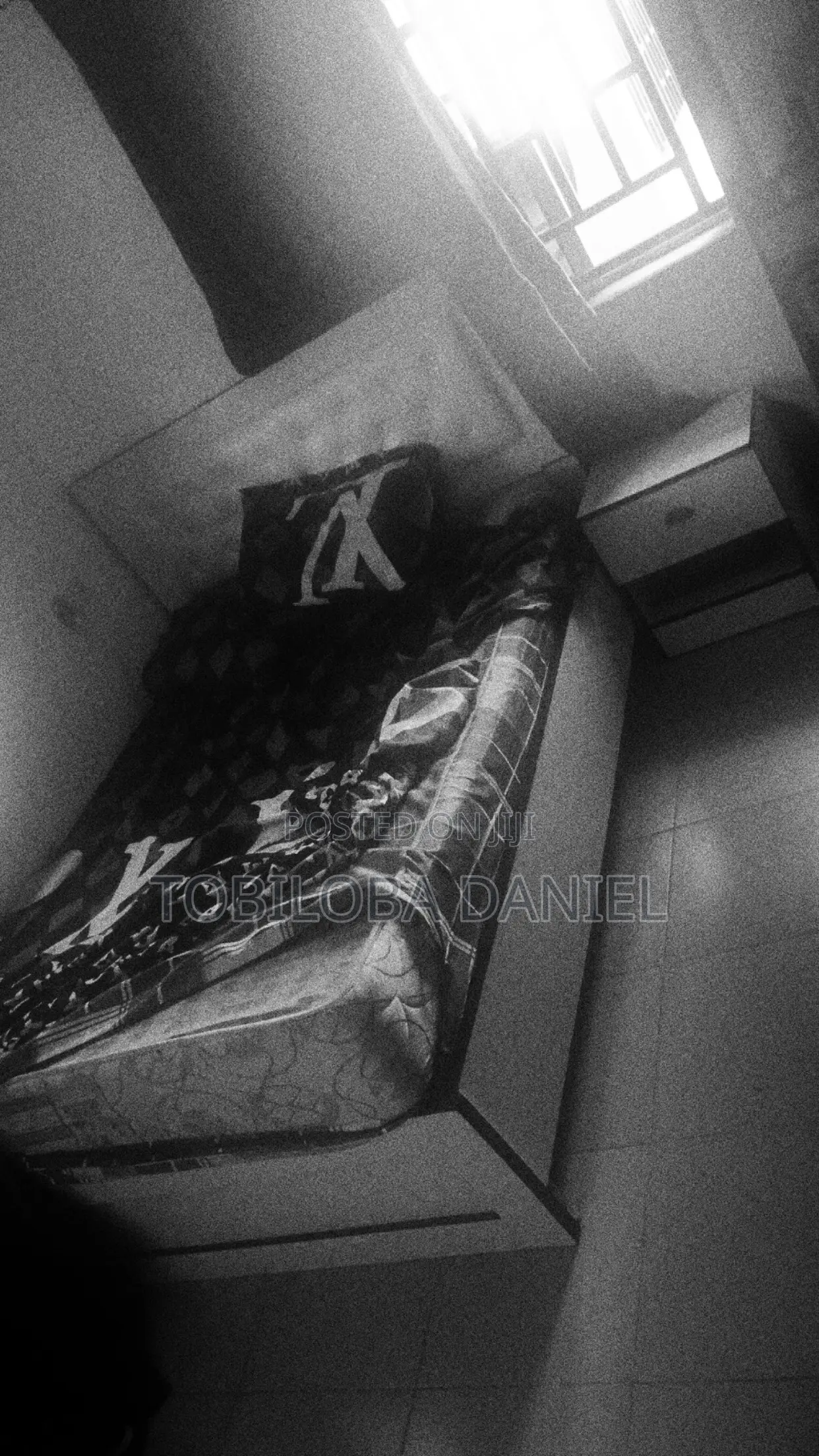 Bed and Bed Frame With Side Drawer (4 by 6) in Ilorin South - Furniture ...