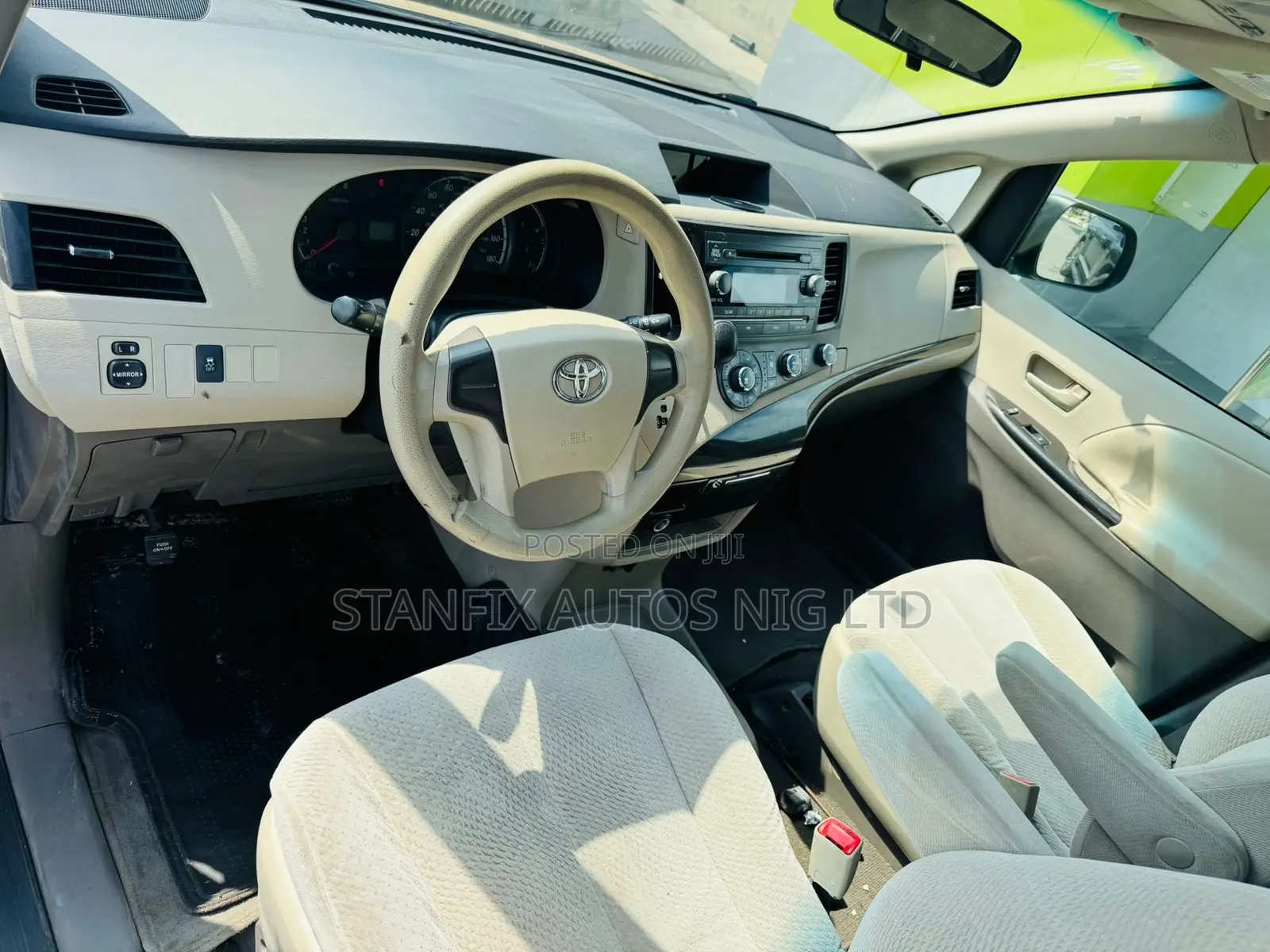 Toyota Sienna LE 7 Passenger 2011 Gold in Lekki - Cars, Chibuike Okoro ...