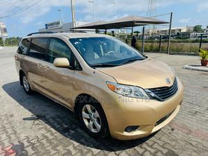Toyota Sienna LE 7 Passenger 2011 Gold in Lekki - Cars, Chibuike Okoro ...