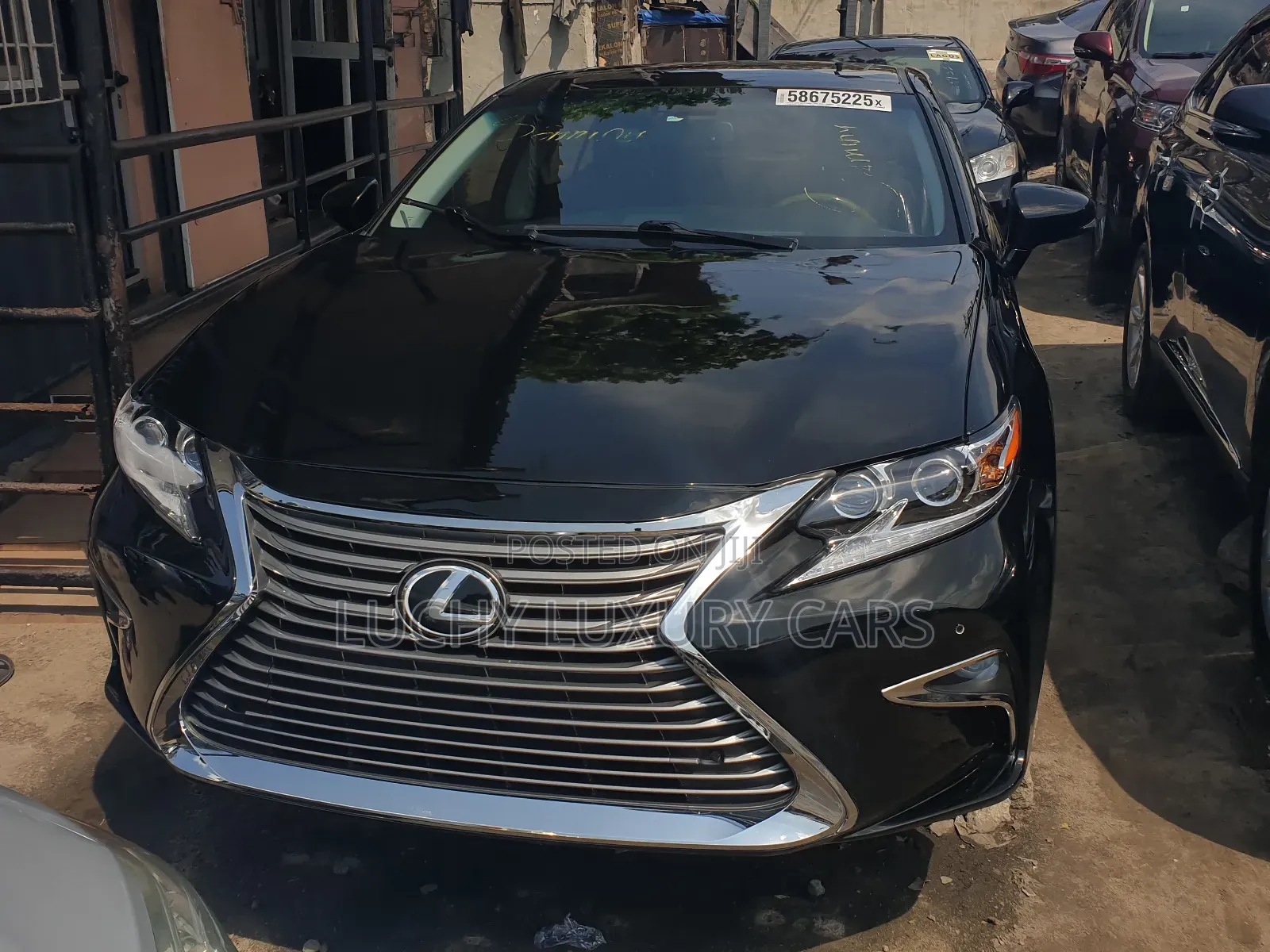Lexus ES 350 FWD 2015 Black in Apapa - Cars, Luchy Cars Ventures | Jiji.ng