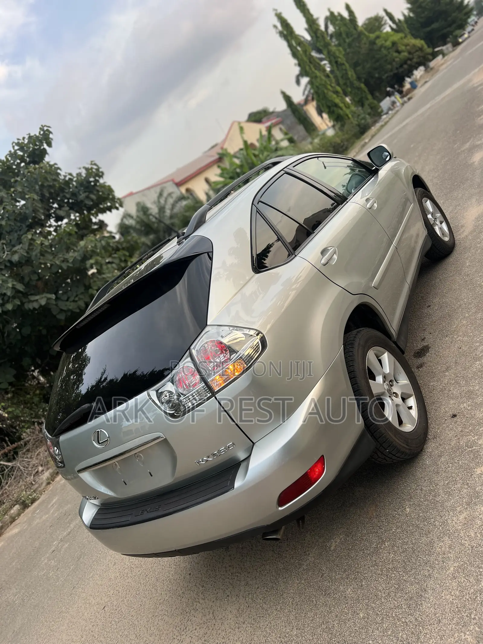 Lexus RX 330 2005 Silver in Gwarinpa - Cars, Ark Of Rest Autos | Jiji.ng