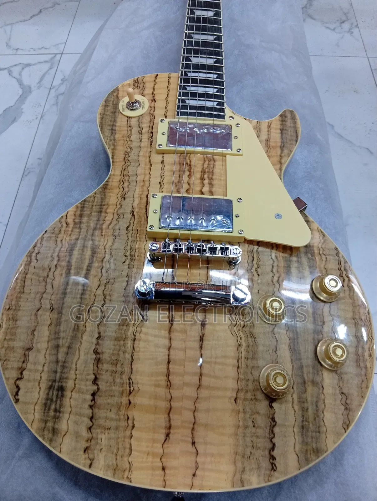 Gibson Less Paul 6 Strings Electric Lead Guitar in Ojo - Musical ...