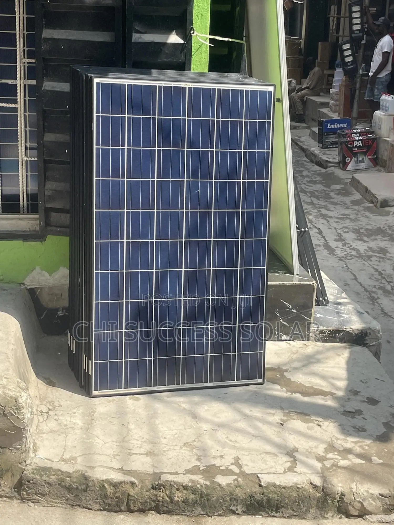 400 Watts Canadian Solar Panel in Central Business District ...