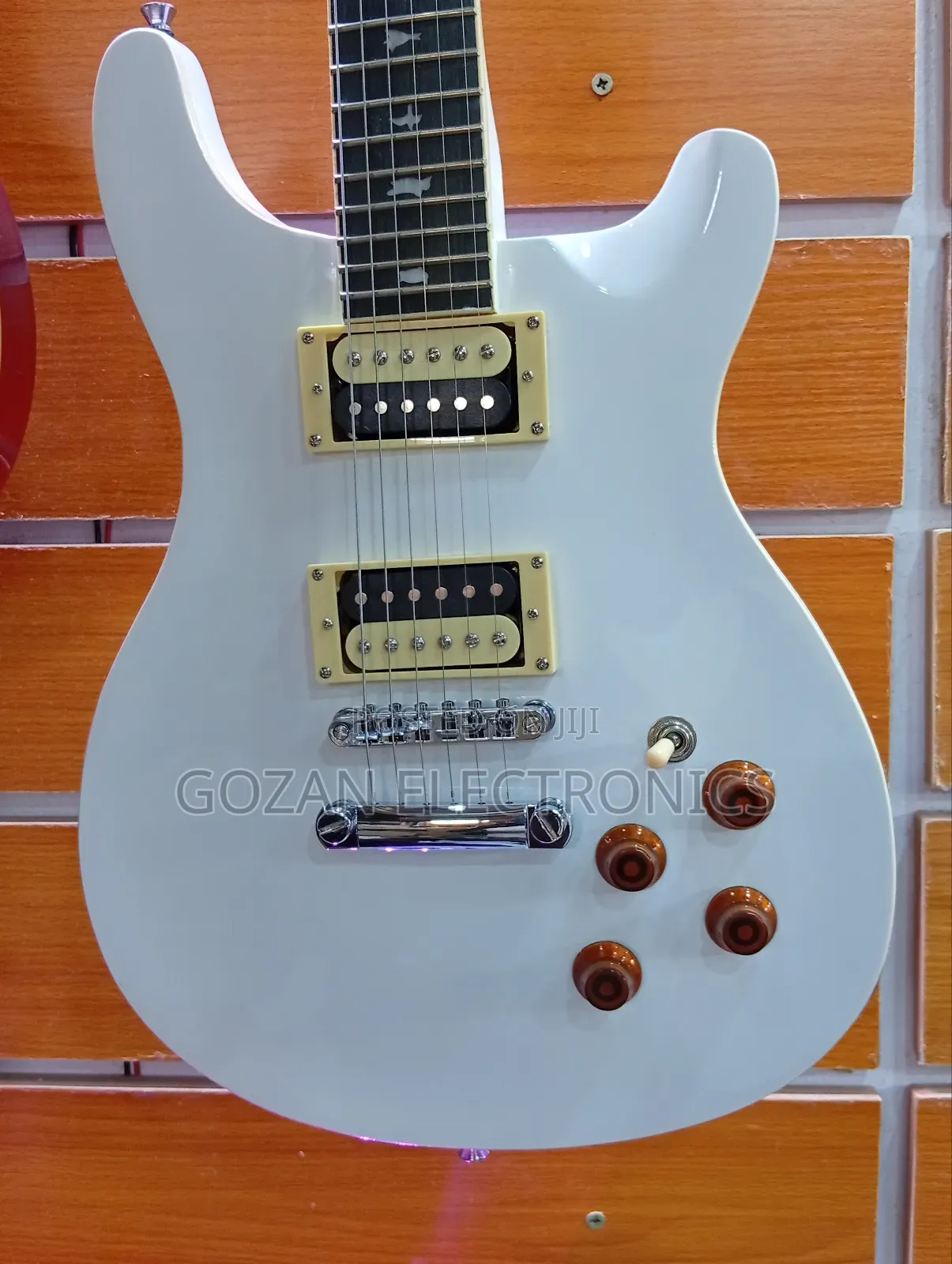 Fender 6 Strings Electric Guitar in Ojo - Musical Instruments & Gear ...