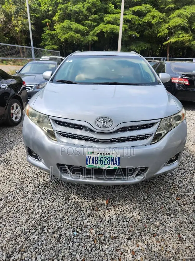 Toyota Venza 2010 Silver in Gwarinpa - Cars, Legit Cars | Jiji.ng