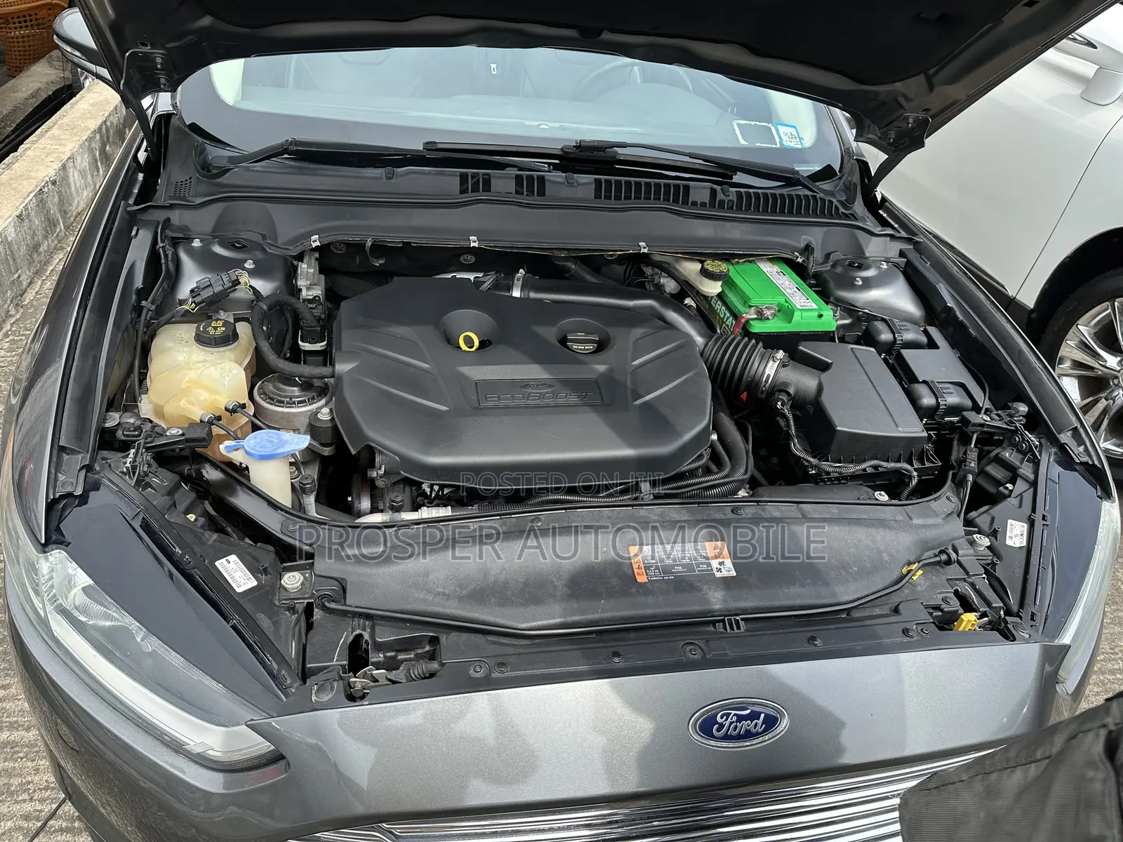 Ford Fusion Titanium 4dr Sedan w/EcoBoost (2.0L 4cyl Turbo 6A) 2014 in ...