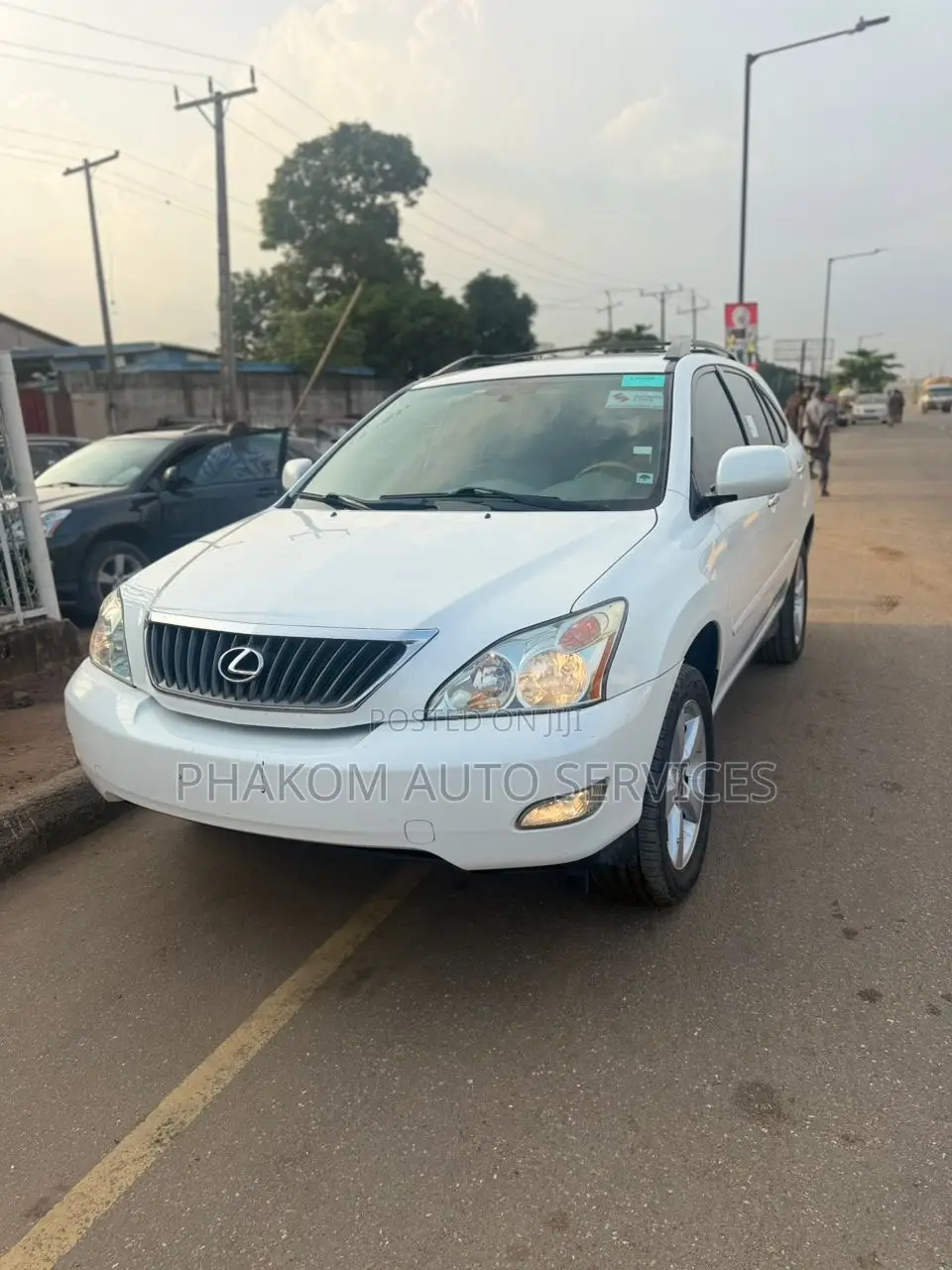 Lexus RX 2008 White in Ikeja - Cars, Phakom Auto Services Phakom | Jiji.ng