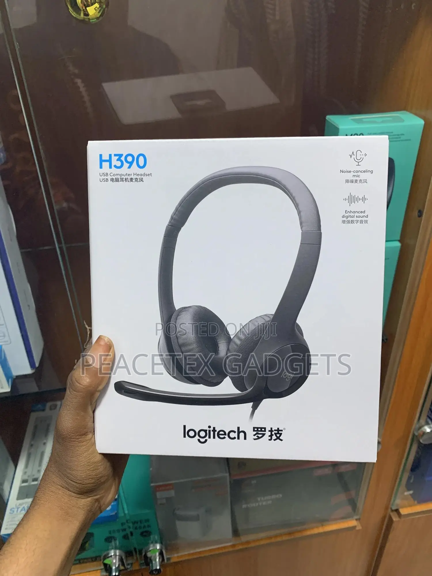 Logitech H390 Usb Headset in Ikeja - Headphones, Peace Nnyagu | Jiji.ng