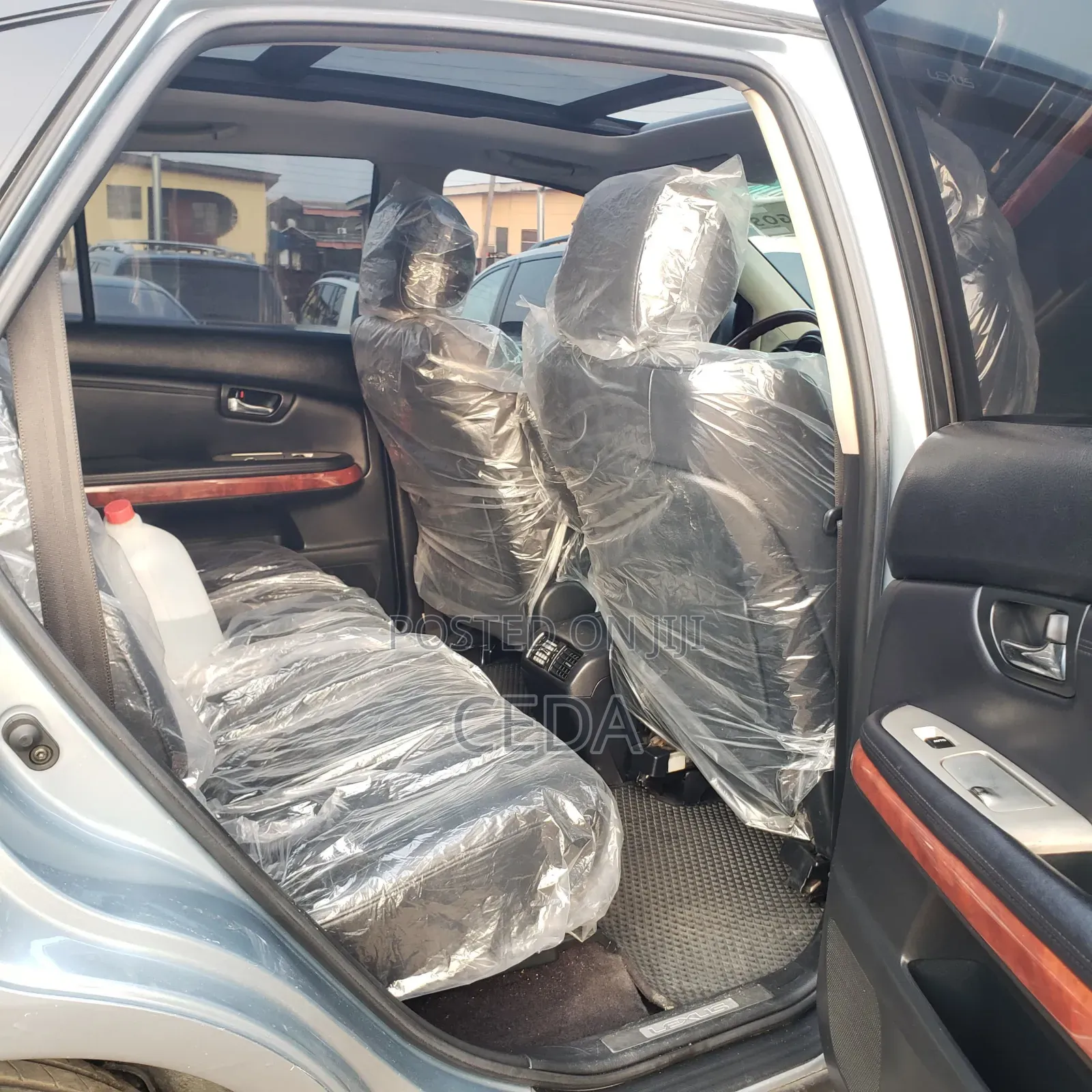 Lexus RX 330 2006 White in Isolo - Cars, Epunah Daniel | Jiji.ng