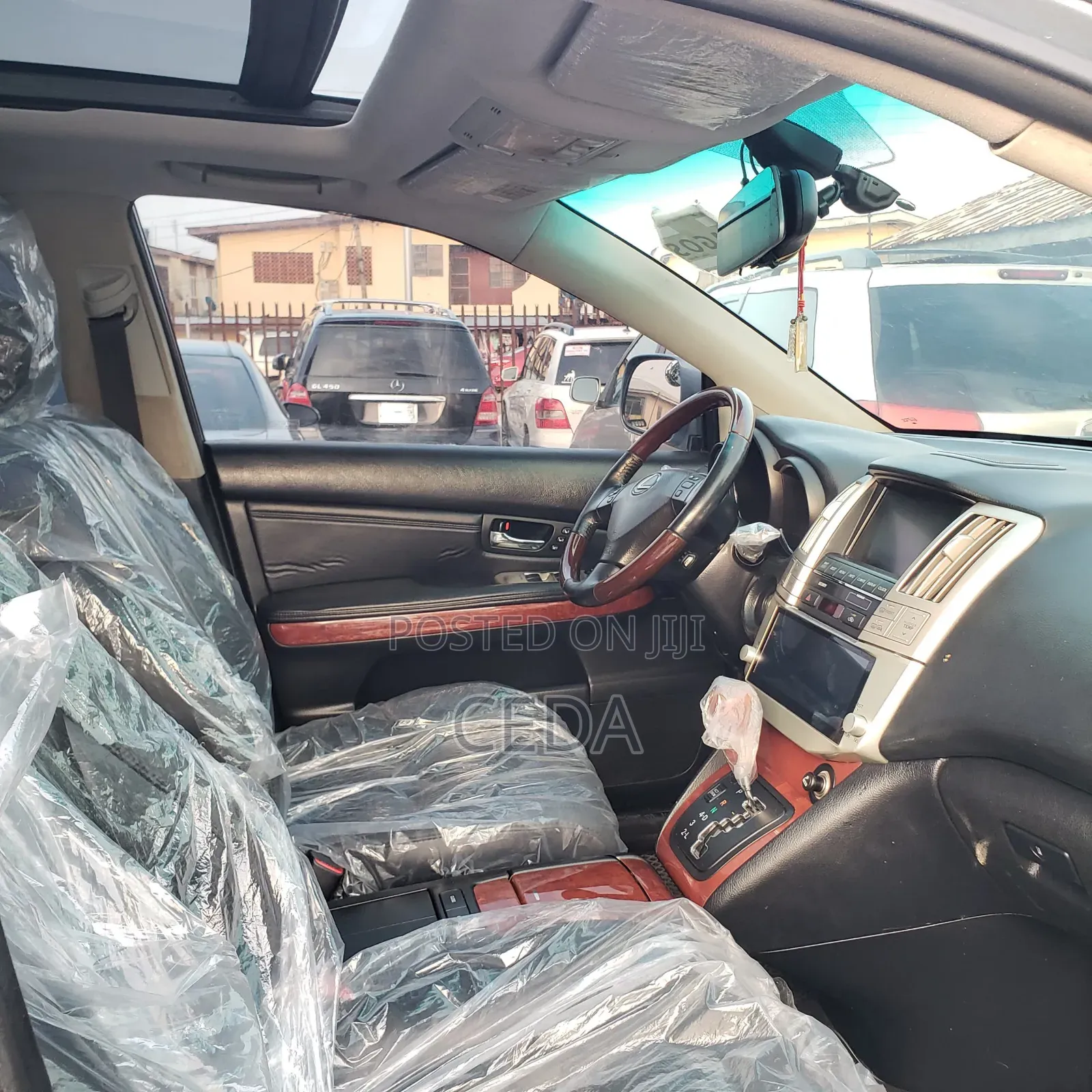 Lexus RX 330 2006 White in Isolo - Cars, Epunah Daniel | Jiji.ng