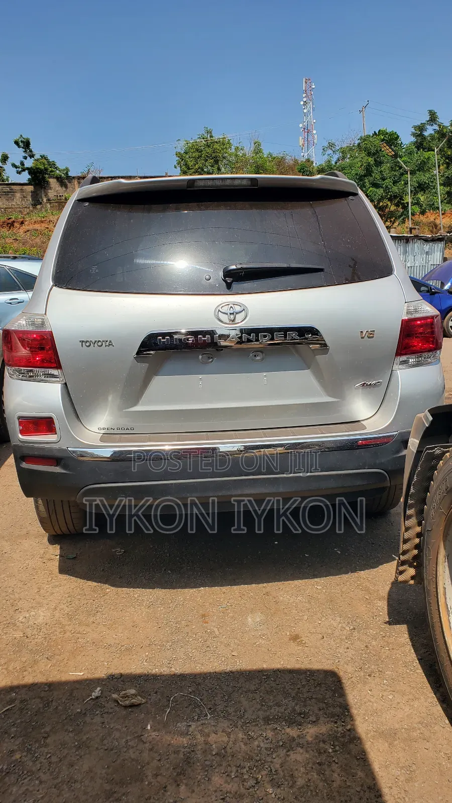 Toyota Highlander 3.5L 4WD 2013 Silver in Enugu - Cars, Iykon Iykon | Jiji.ng
