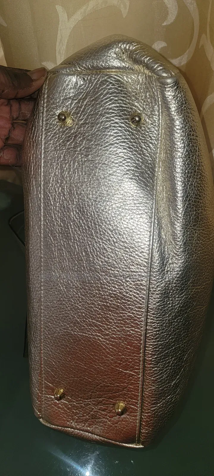 Ladys Gold Bag in Ikorodu - Bags, Alex Ayodele | Jiji.ng