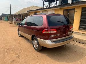 Toyota Sienna XLE 2002 Beige in Alimosho - Cars, Henry Onyebuju | Jiji.ng