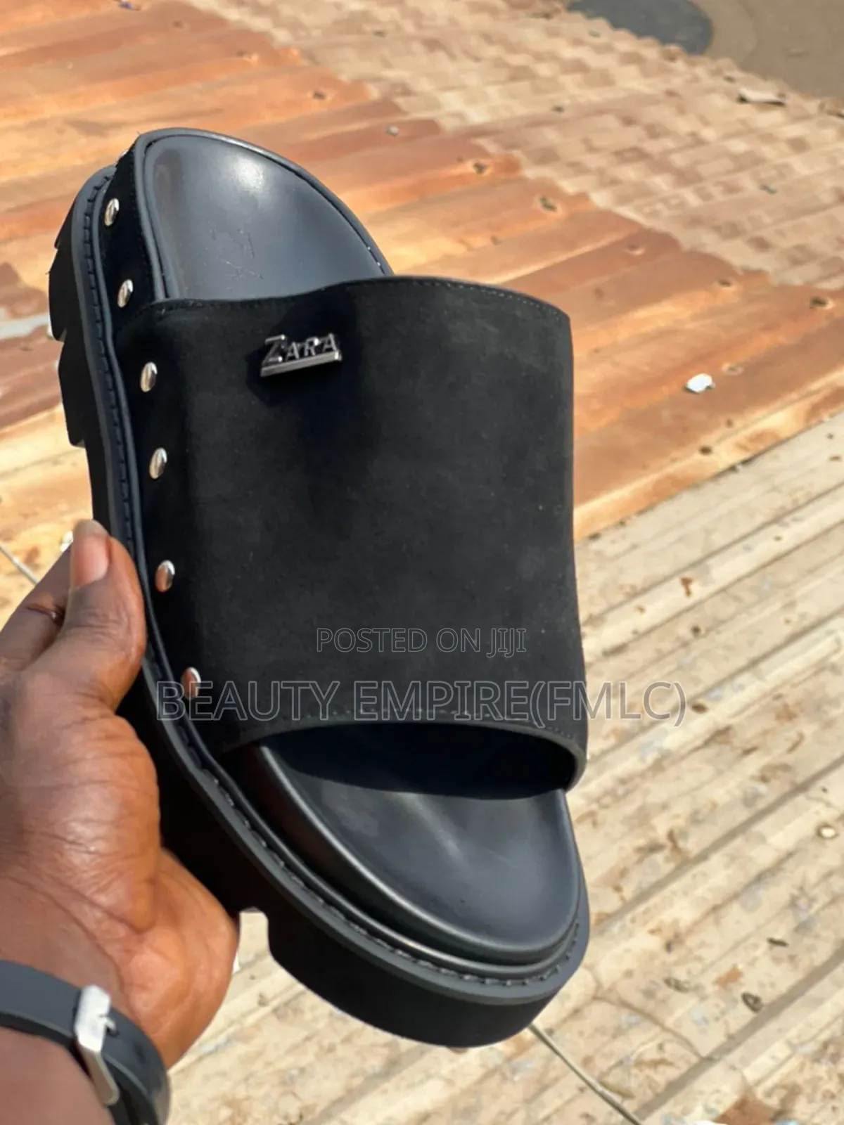 Zara Covered Pam in Ibadan - Shoes, Rasheedat Ayomide Ibraheem | Jiji.ng