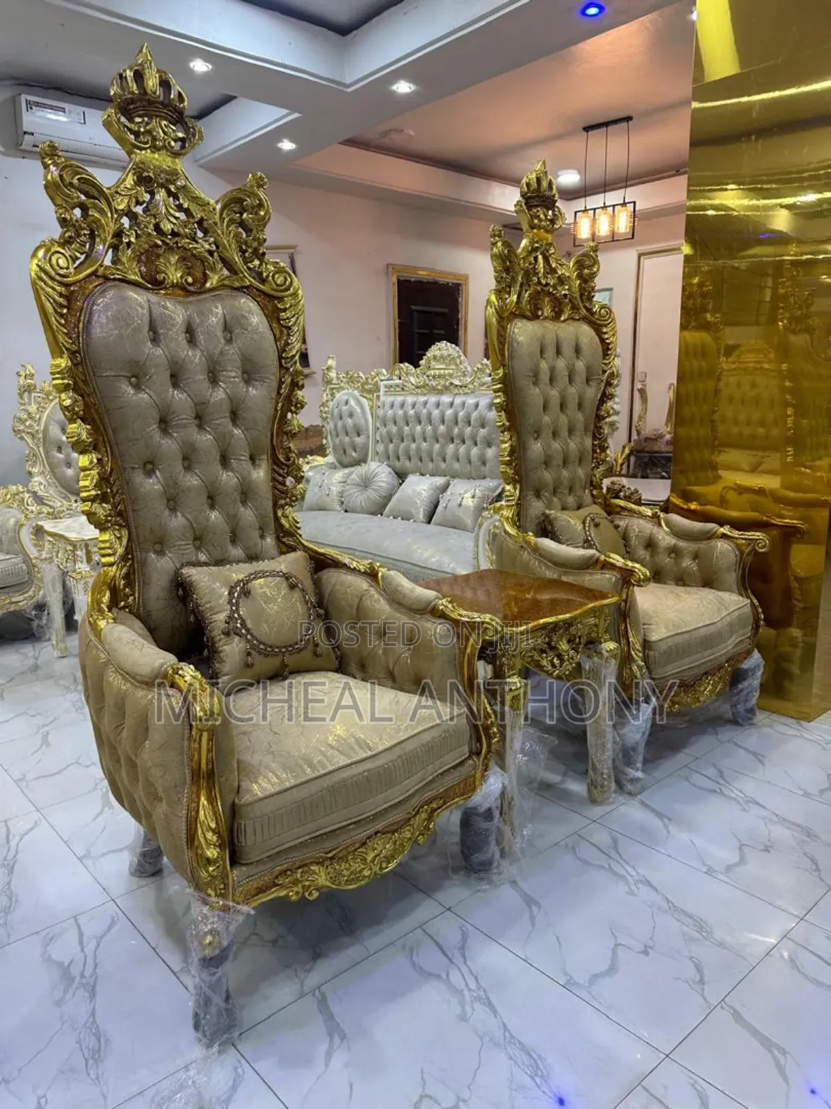 Executive Roya Design Me and U With Center Table for Kings and Queens ...