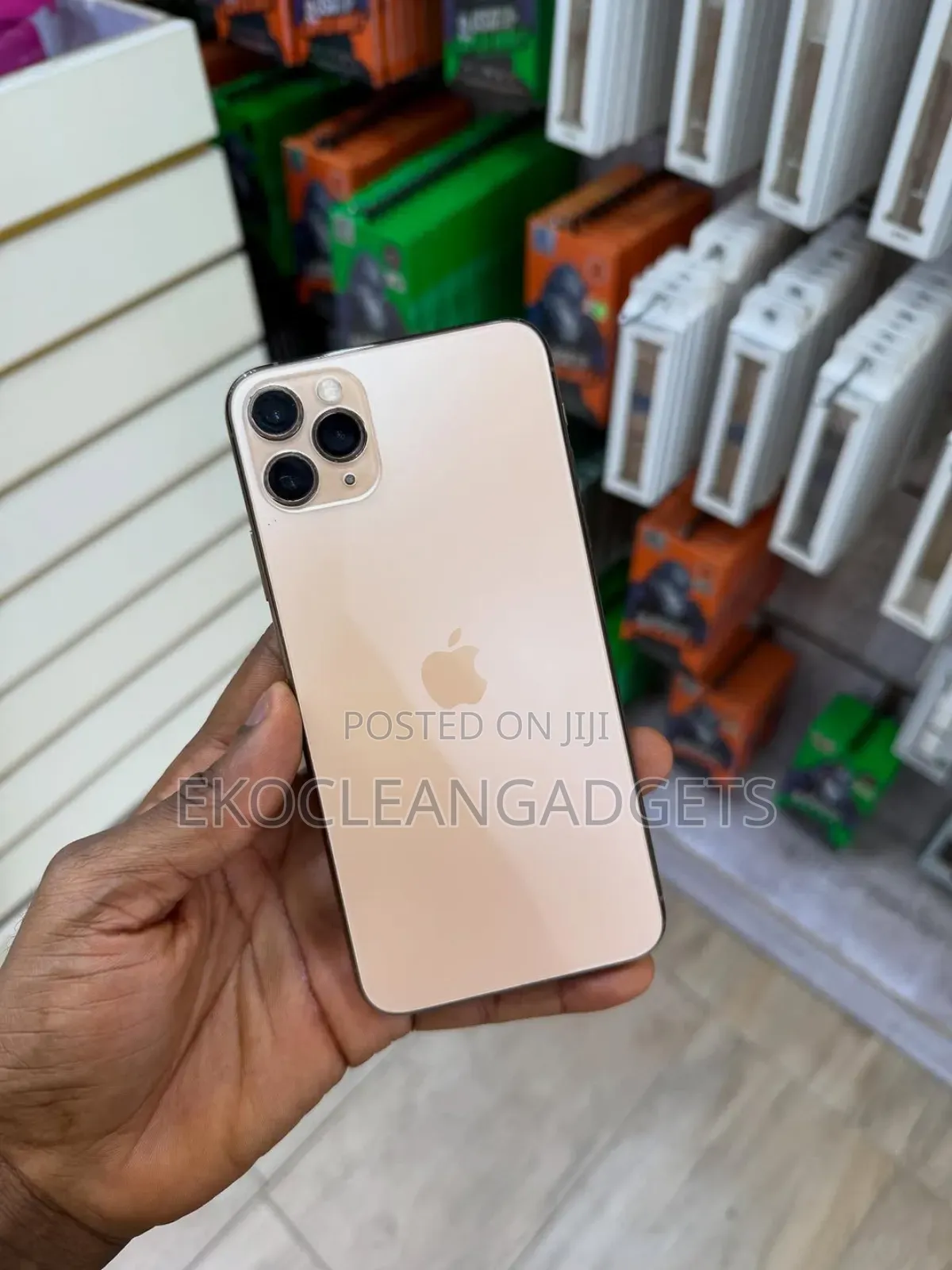 Apple iPhone 11 Pro Max 256 GB Gold in Ikeja - Mobile Phones, Daniel ...