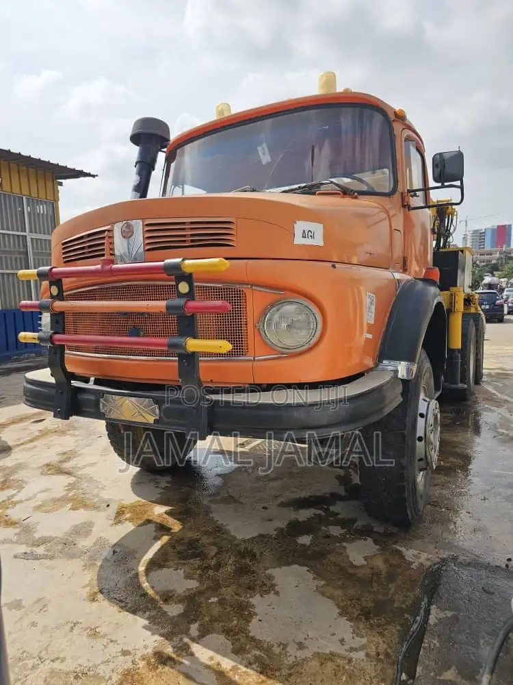 Mercedes Benz Drilling Rig Machine 1992 Orange in Central Business ...
