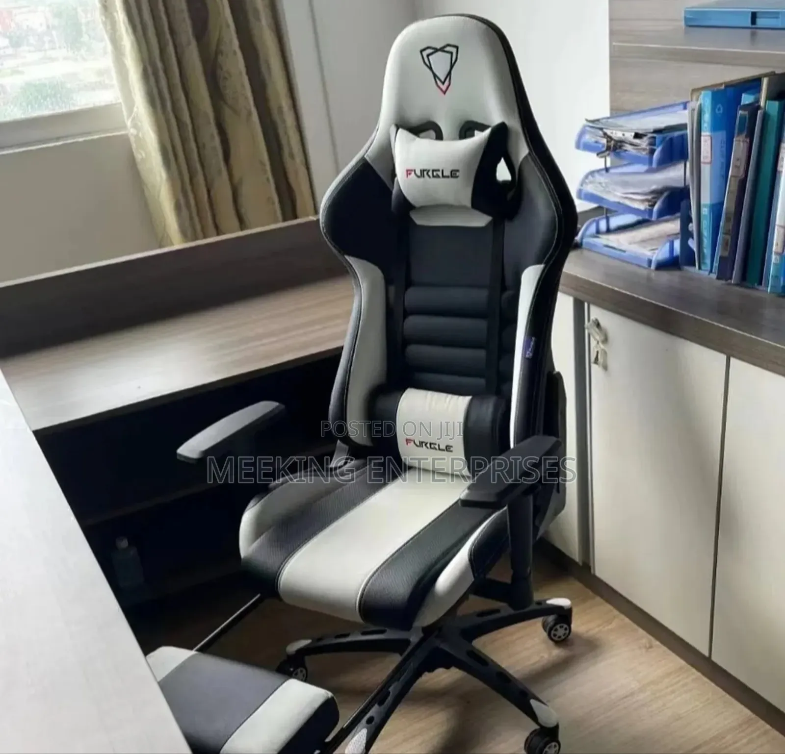 Furgle Pro Series Gaming Chair With Footrest in Ojo - Furniture ...