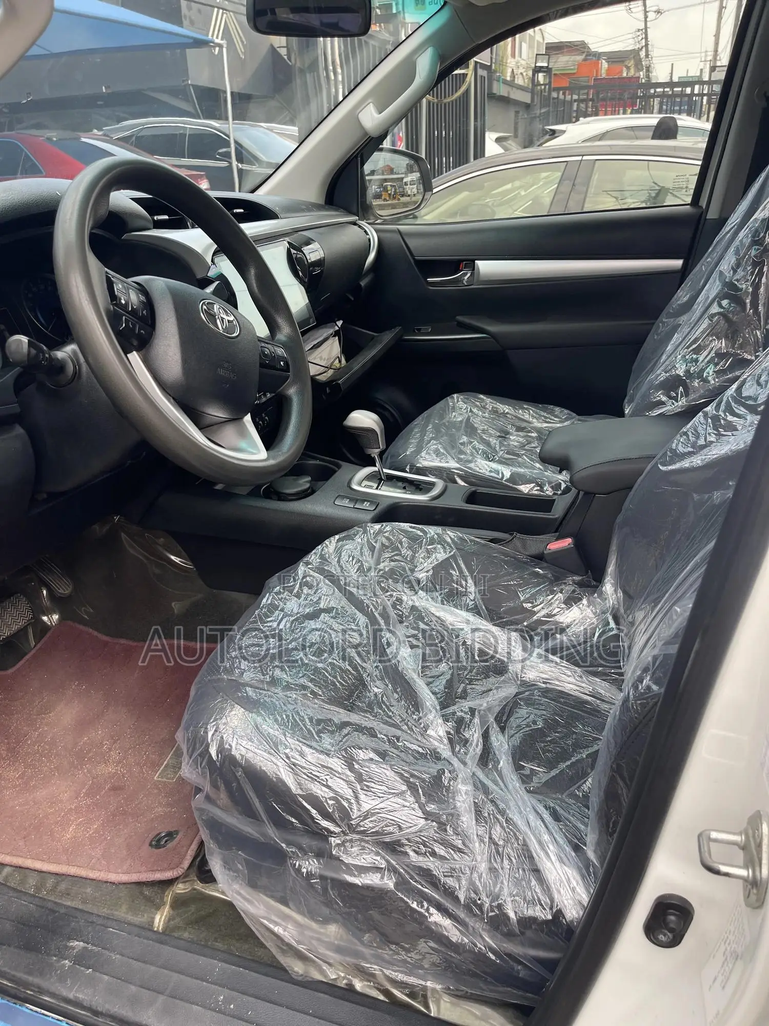 Toyota Hilux Rugged X 4x4 2019 White in Ikeja - Cars, Autolord Bidding ...