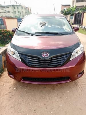 Toyota Sienna 2012 Red in Ikeja - Cars, Isn Auto Upgrades | Jiji.ng