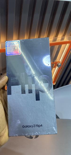 New Samsung Galaxy Z Flip4 256 GB Black in Wuse 2 - Mobile Phones ...