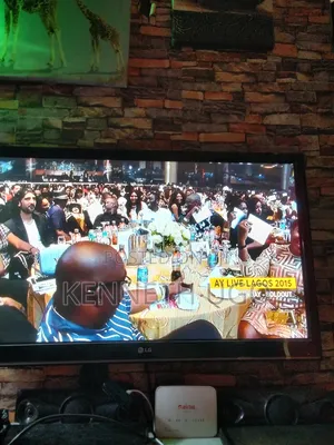 Non Smart 43inches Lg Tv With Small Line on Screen but Not Noticeable ...