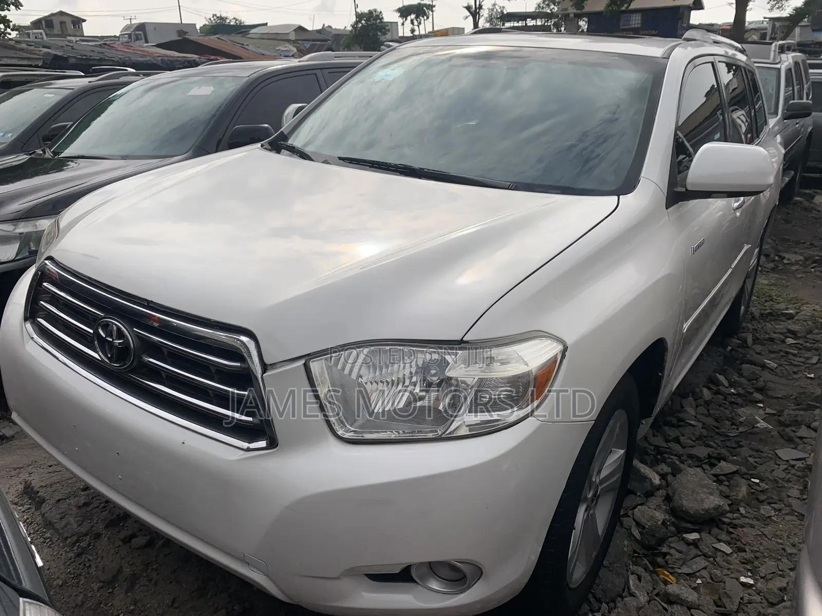 Toyota Highlander 2010 White in Apapa - Cars, James Autos | Jiji.ng