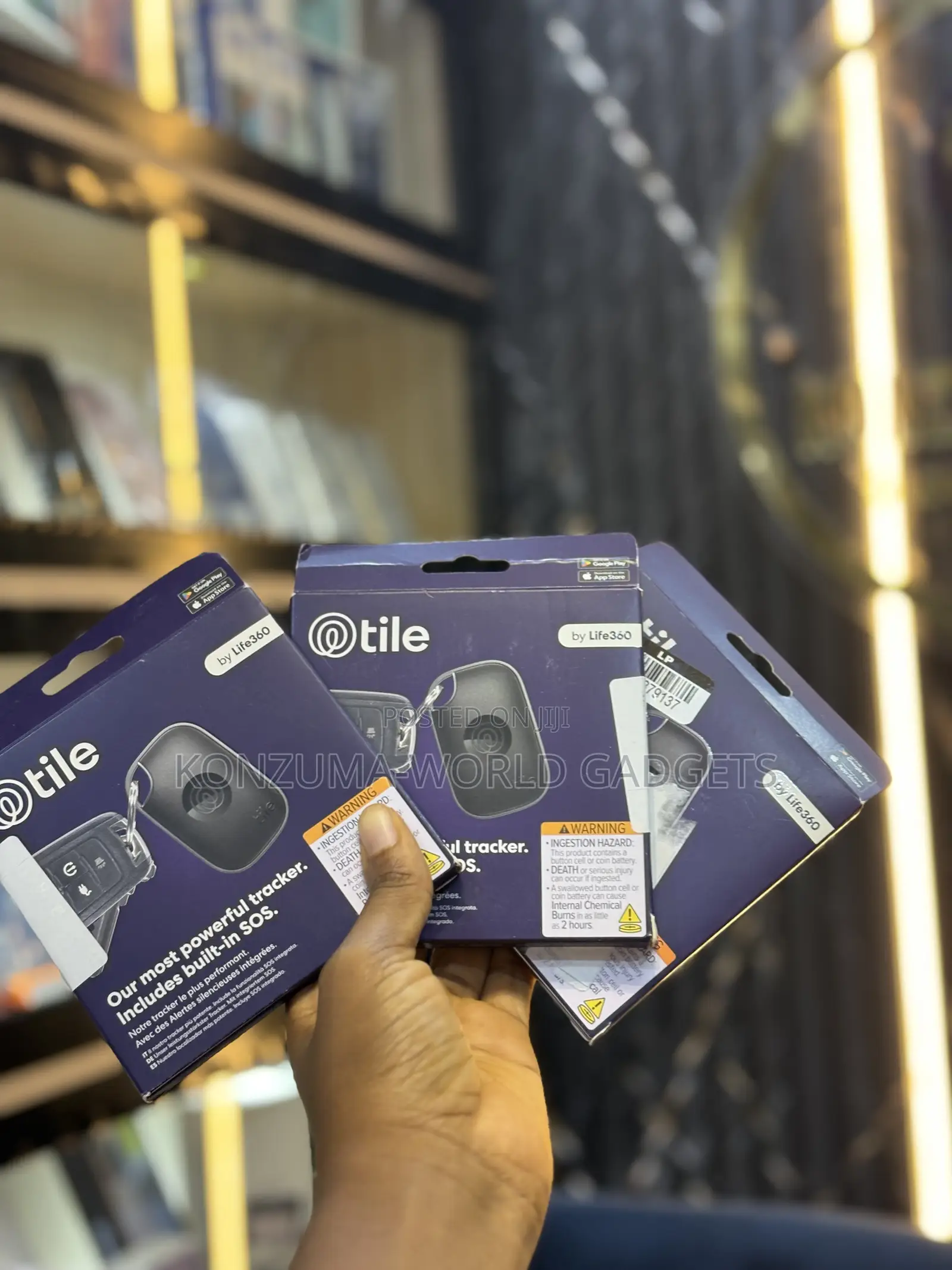 Tile Pro Bluetooth Tracker –Powerful Key Finder Wit Long Range Life360 ...