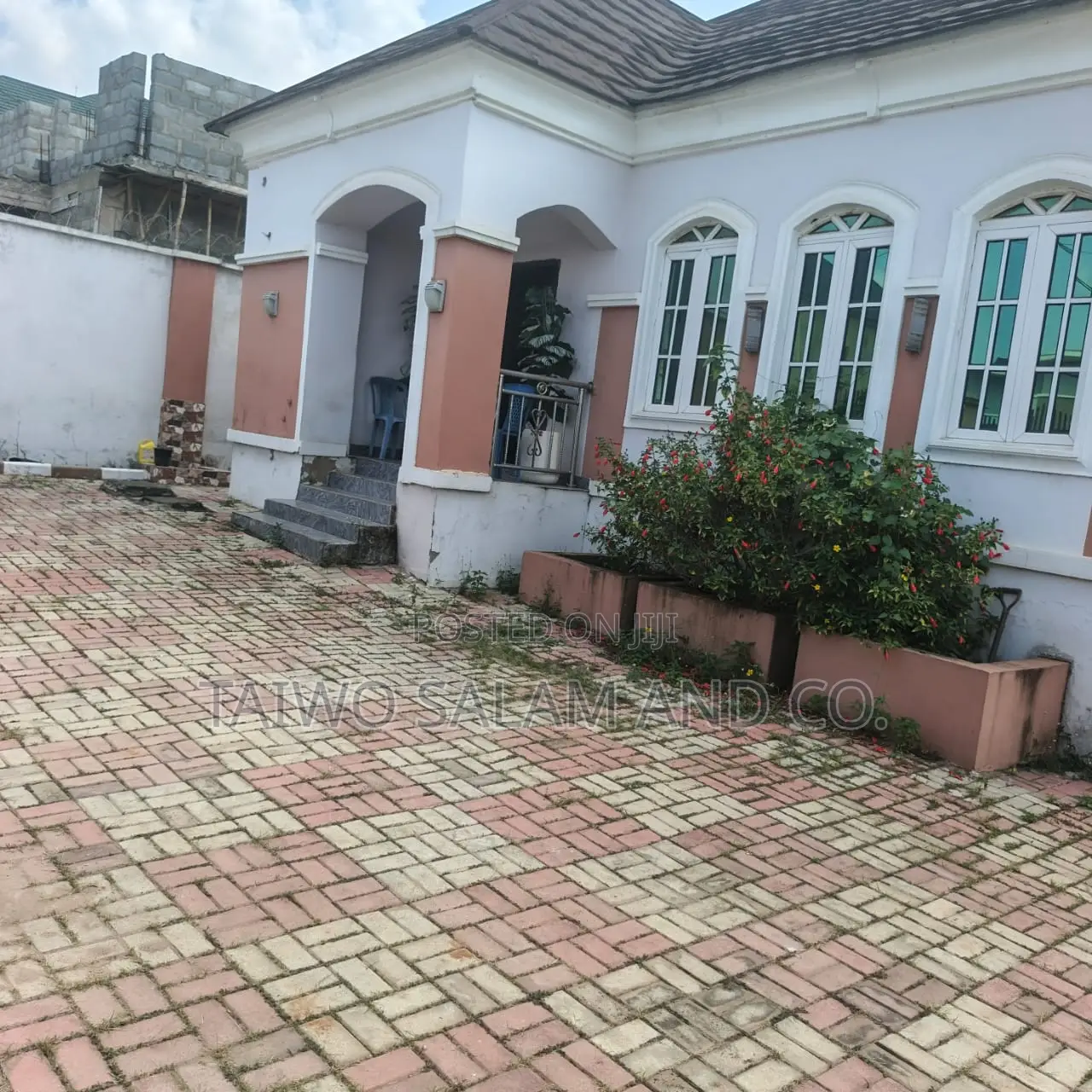 4bdrm Bungalow in Oluyole Estate for sale for sale - Taiwo Salam and Co ...