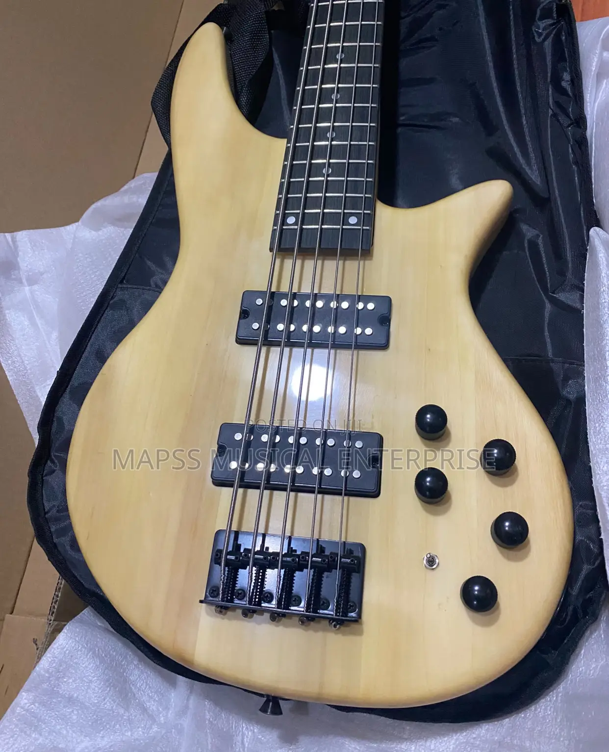 Fender Five String Active Electric Bass Guitar in Ojo - Musical ...