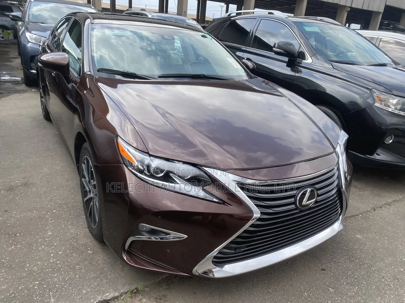 Lexus ES 350 FWD 2016 Burgundy in Apapa - Cars, Kelechi Automobile Nig ...