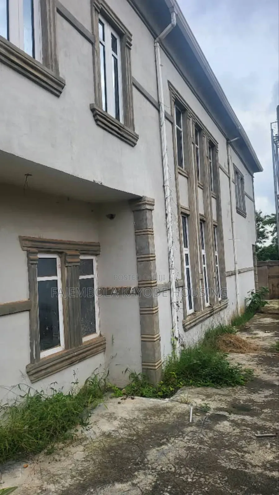 5bdrm Duplex in Bako Area, Apata for sale in Apata - Houses ...