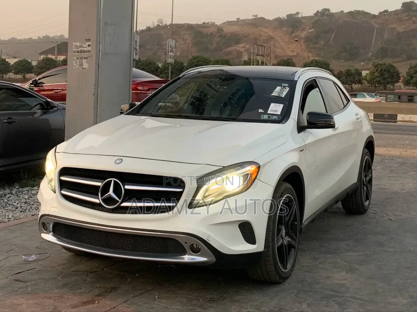 Mercedes-Benz GLA 250 2015 White in Gwarinpa - Cars, Adamzy Autos | Jiji.ng