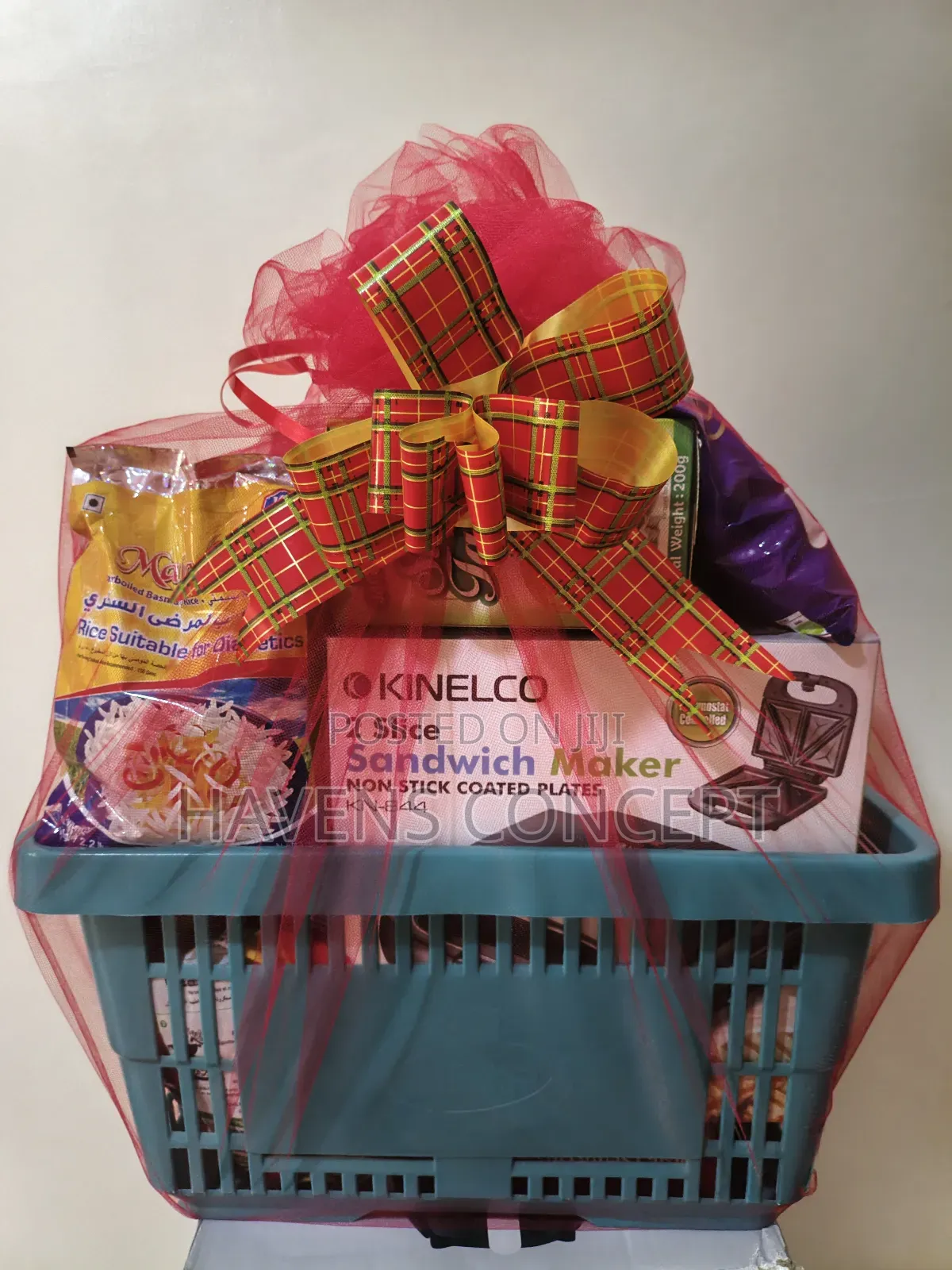 Corporate Christmas Hamper in Victoria Island - Food & Beverages ...