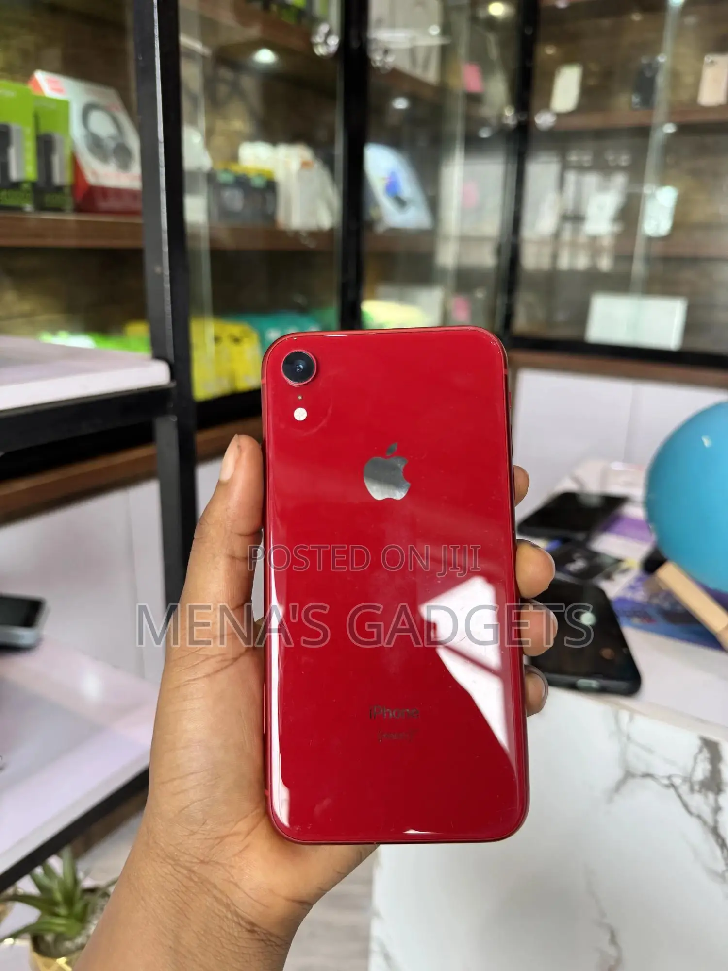 Apple iPhone XR 64 GB Red in Warri - Mobile Phones, Mena Love | Jiji.ng