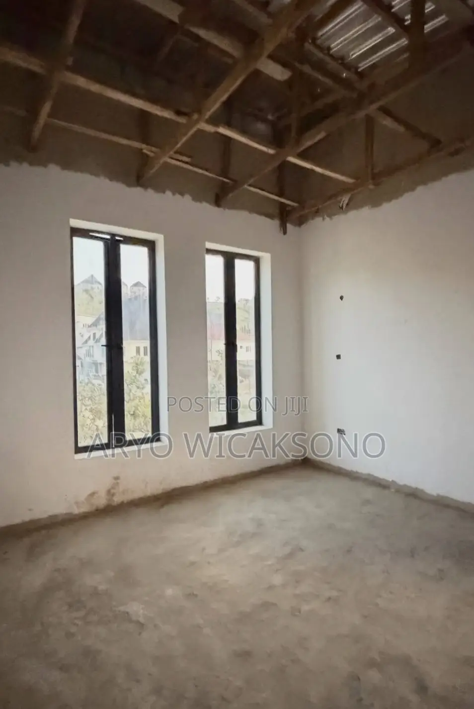 Fantastic Terraced House in Apo Resettlement - New Builds, Aryo ...