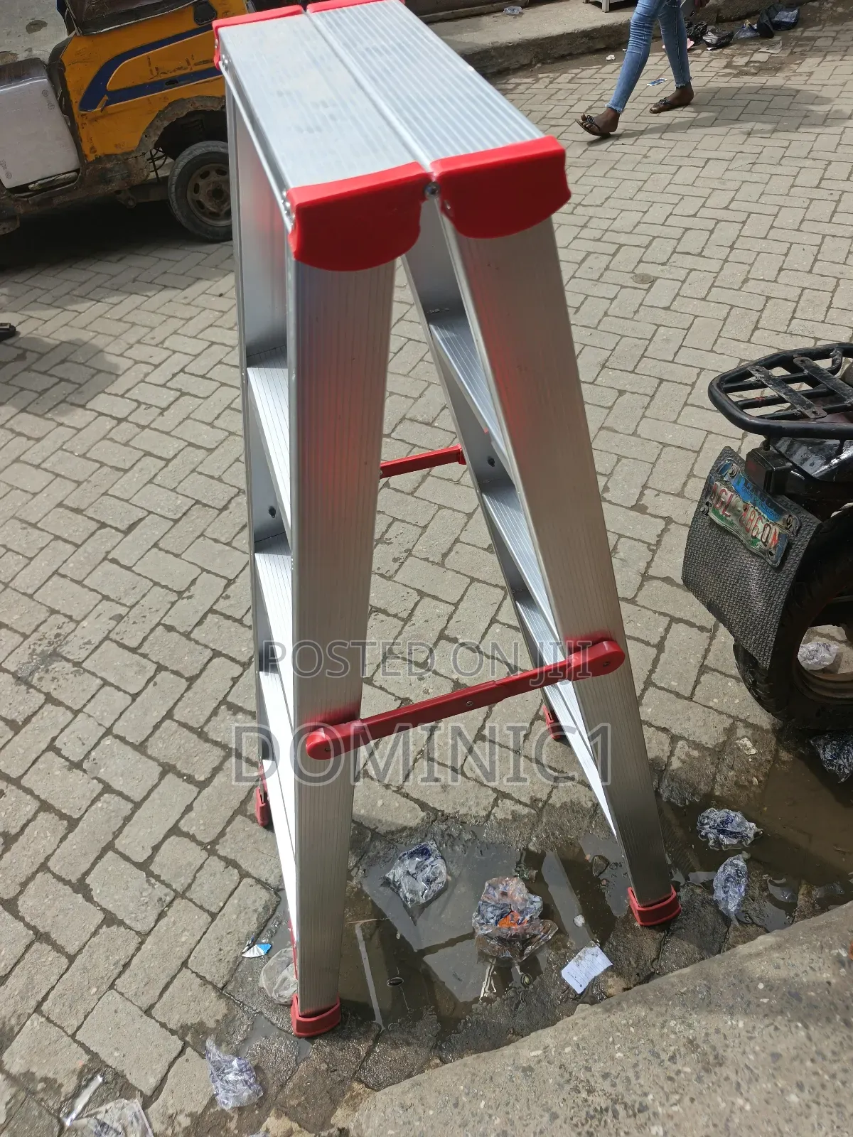 Aluminum Ladder 5 Steps for sale - dominic1 Price: ₦ 160,000 on Jiji.ng ...