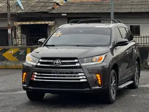 Toyota Highlander 2019 Gray in Ogba - Cars, Pato Autos | Jiji.ng