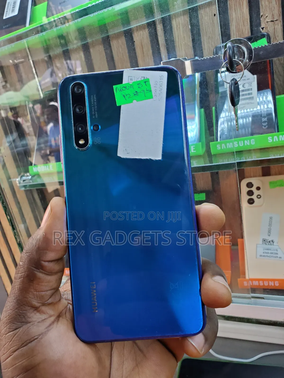 Huawei Nova 5T 128 GB Blue in Ikeja - Mobile Phones, Rex Gadgets Store ...