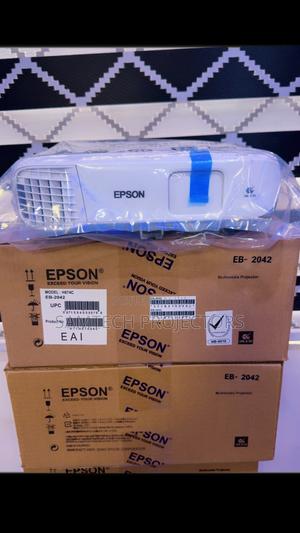 New Epson Projector Excels In Meeting Rooms,Home Cinema,Churches.Etc in ...