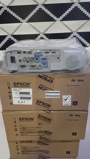 New Epson Projector Excels In Meeting Rooms,Home Cinema,Churches.Etc in ...