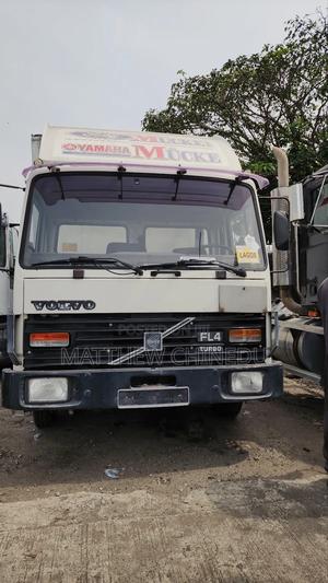 Clean Tokunbo Volvo, 6 Cylinders, 6 Bolts, 20ft Long, Sound Engine for ...