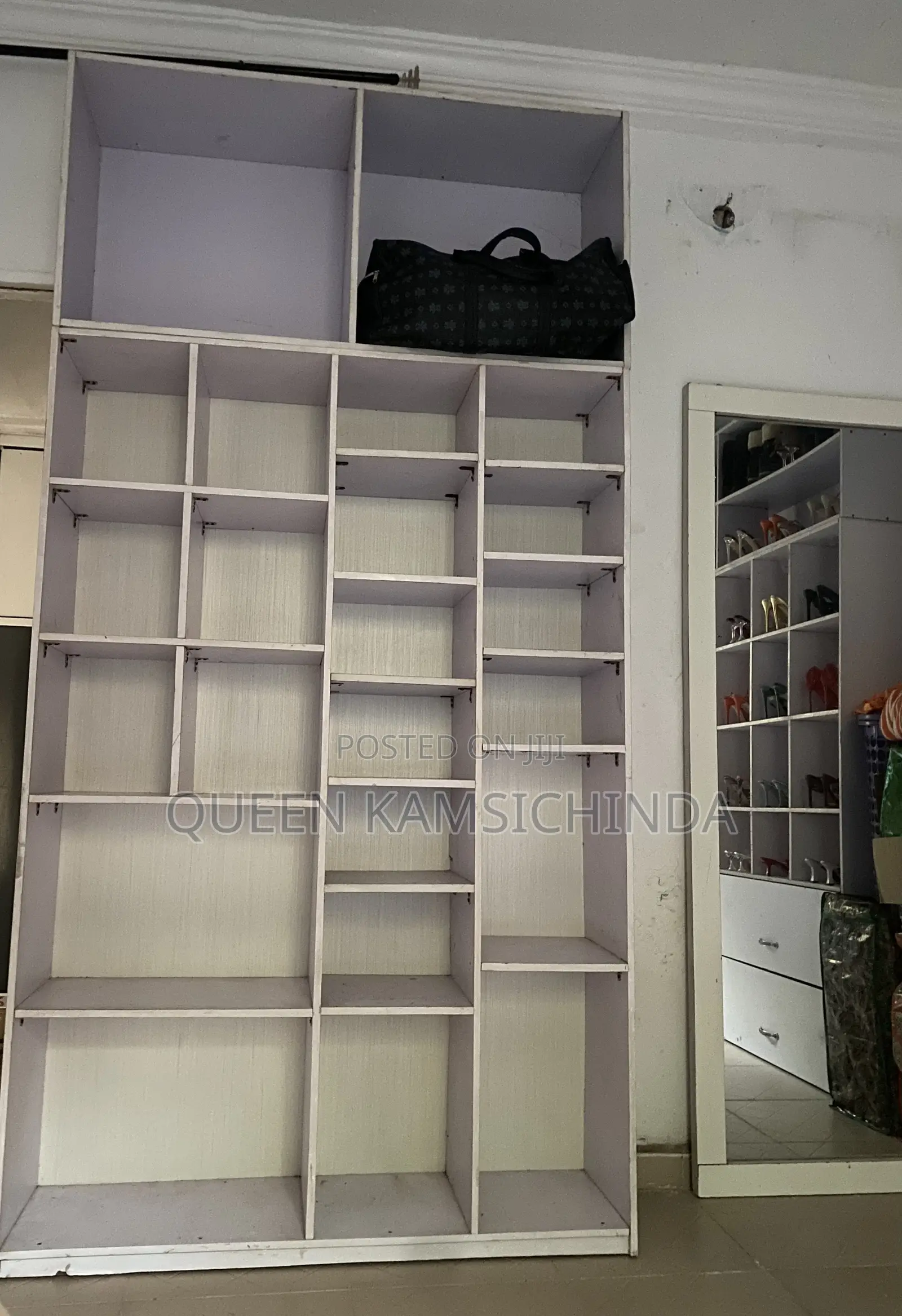 Shelve, Wig Shelve Too in Ikorodu - Furniture, Queen Kamsichinda | Jiji.ng