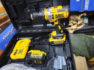 Dewalt Dcd796p2 18v Xr Brushless Hammer Drill Kit. in Lagos Island (Eko ...