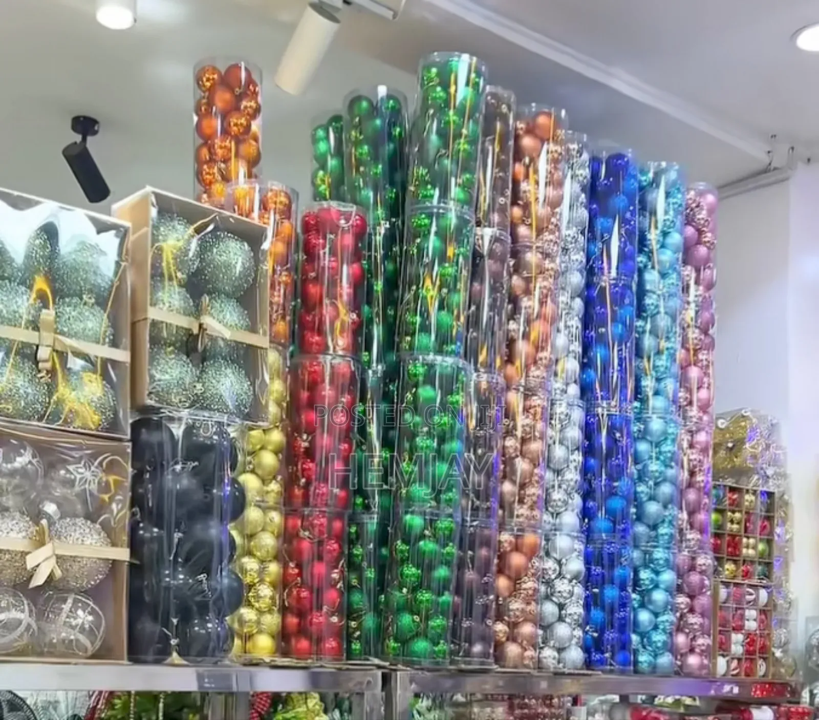 Quality Christmas Tree Balls Decorations "Available in Different Desig ...