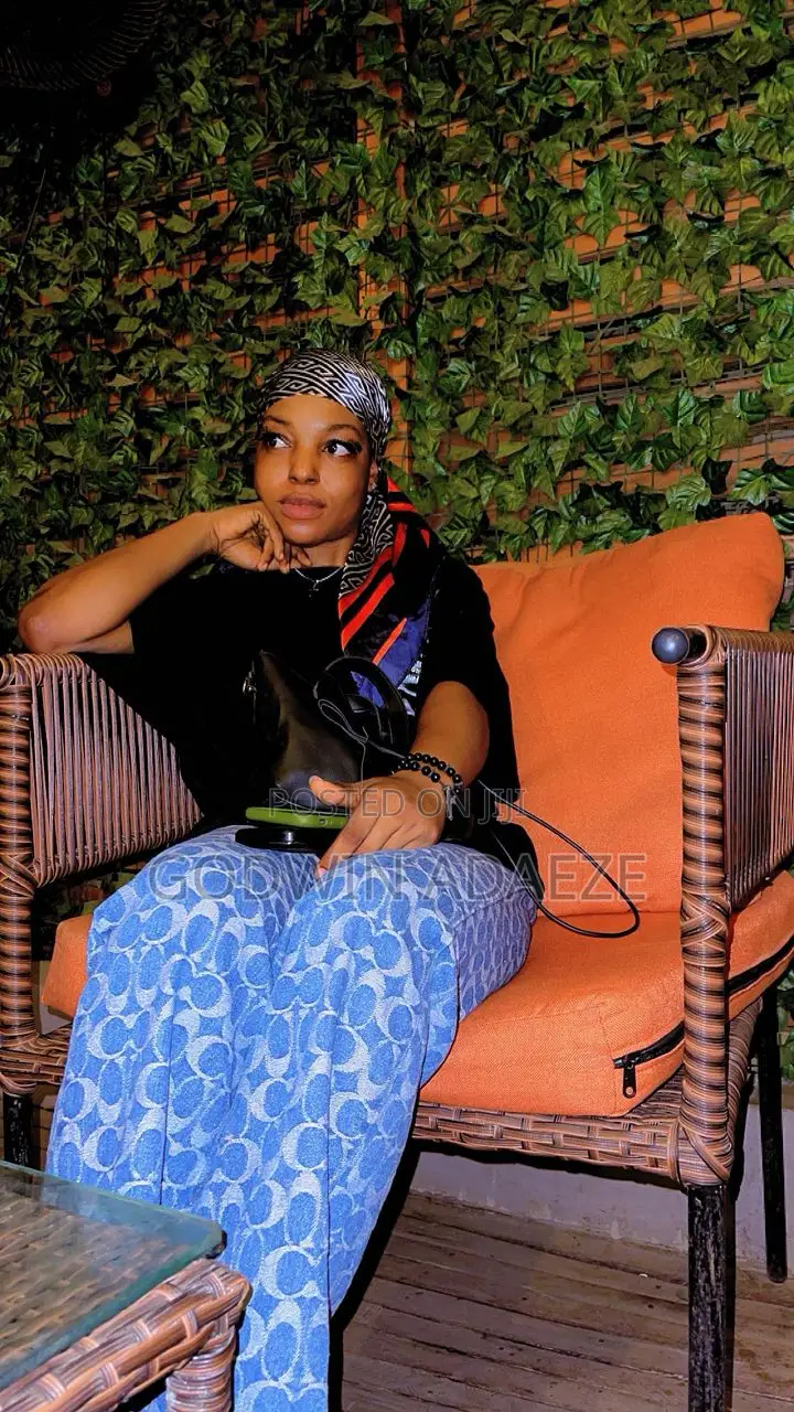 Kitchen Assistant in Ikeja - Restaurant & Bar CVs, Godwin Adaeze | Jiji.ng