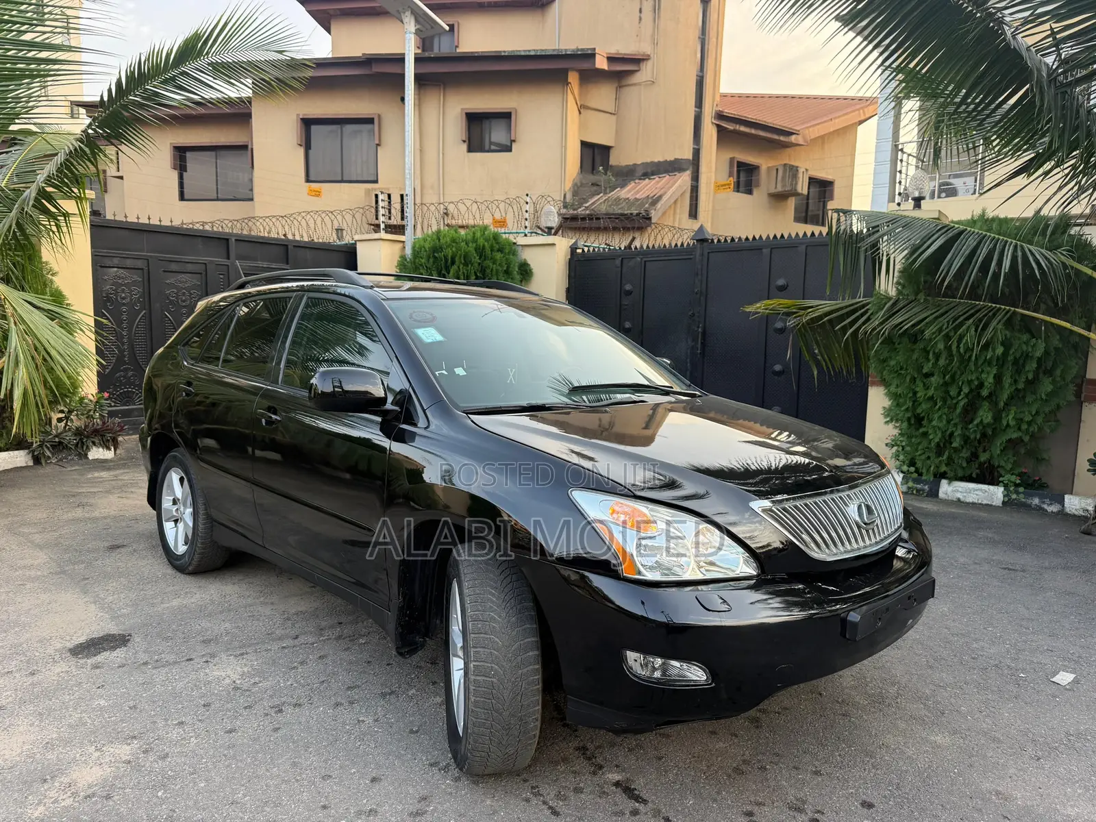 Lexus RX 330 2005 Black in Ogba - Cars, Alabi Mojeed | Jiji.ng