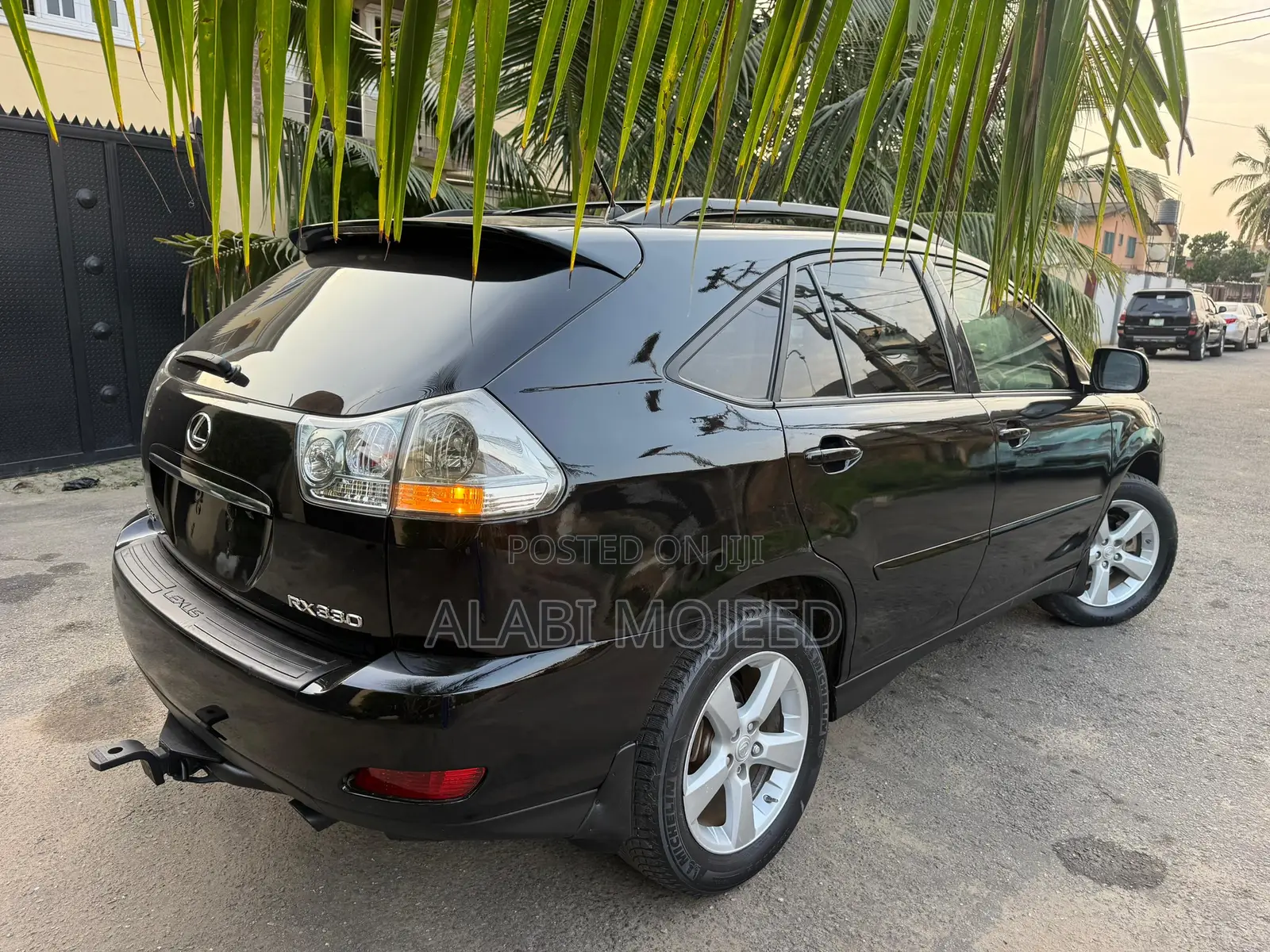 Lexus RX 330 2005 Black in Ogba - Cars, Alabi Mojeed | Jiji.ng