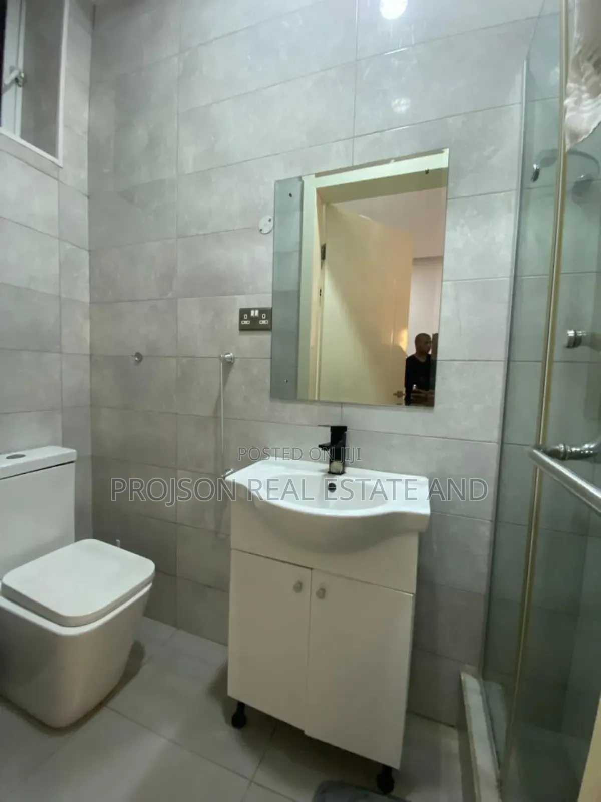 3bdrm Apartment in Ikoyi Bananas Island for rent in Banana Island ...