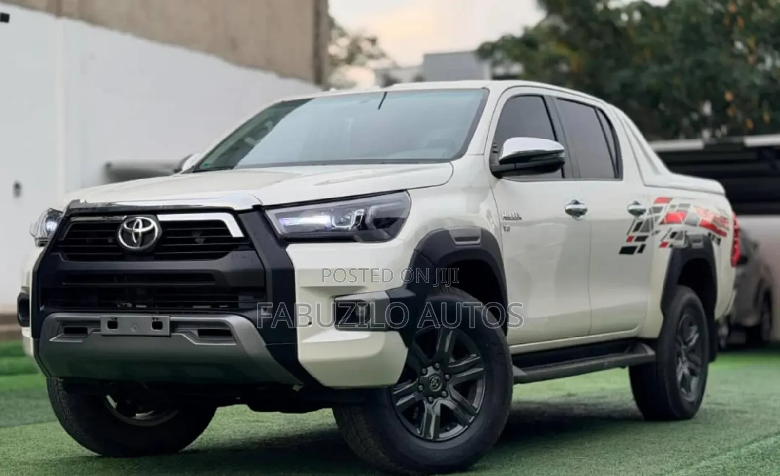 Toyota Hilux 2021 White in Wuse 2 - Cars, Fabuzilo Autos | Jiji.ng